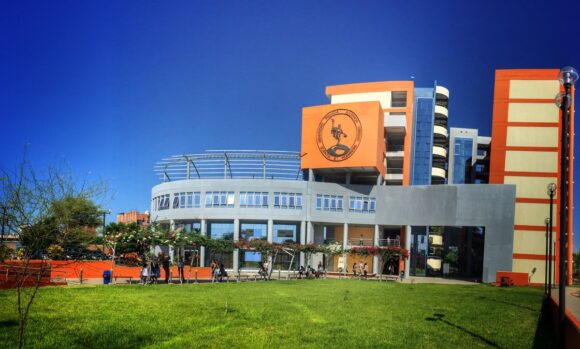 UPAO ya tiene 7 mil estudiantes en su campus de Piura - Infomercado ...