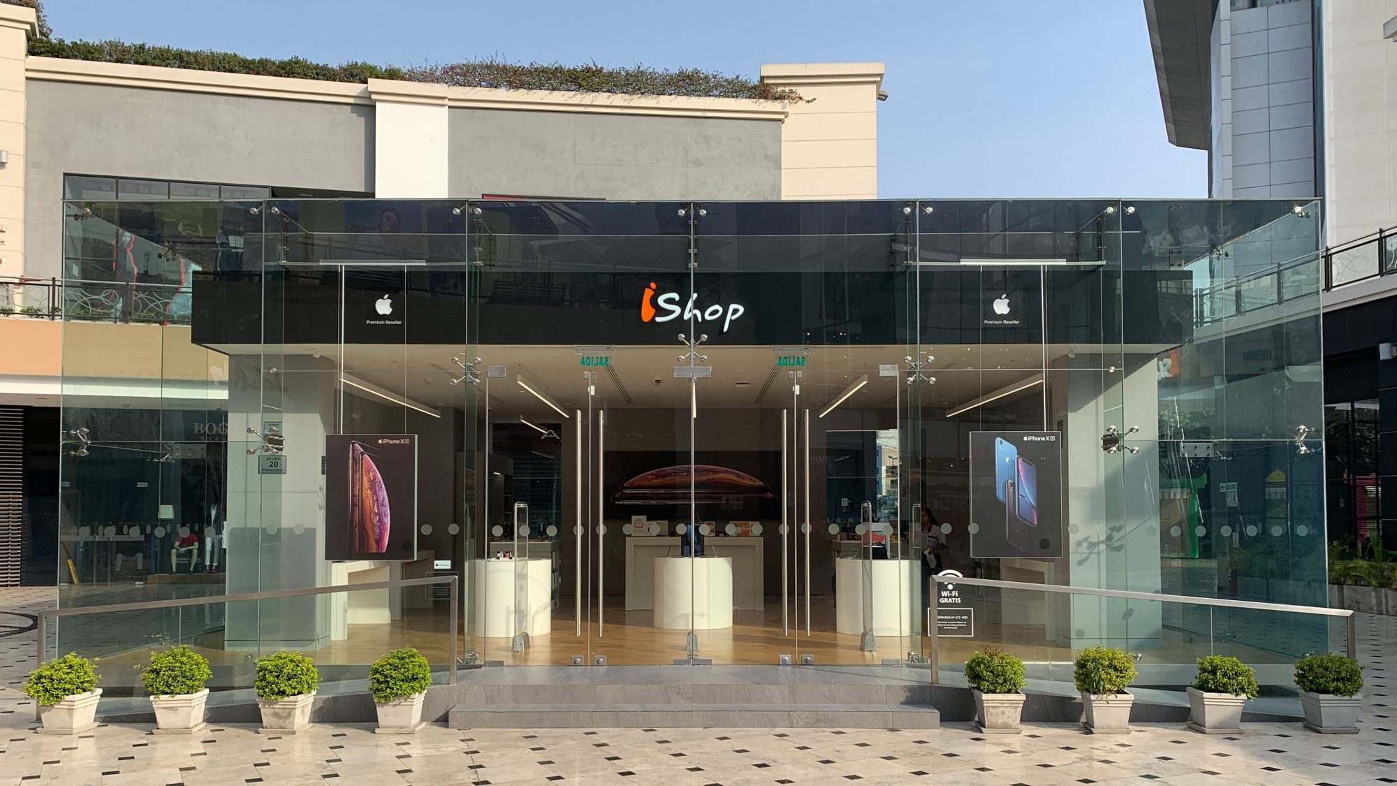 iShop Perú inaugura nueva tienda en el norte - Infomercado - Noticias
