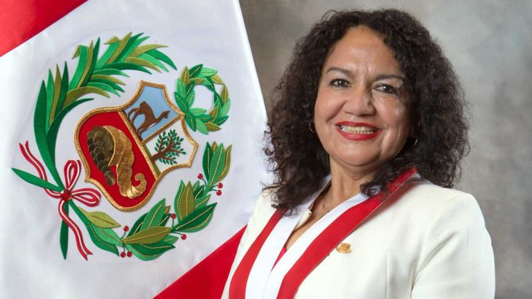 María Acuña Peralta: quién es, hoja de vida, biografía y perfil de la ...