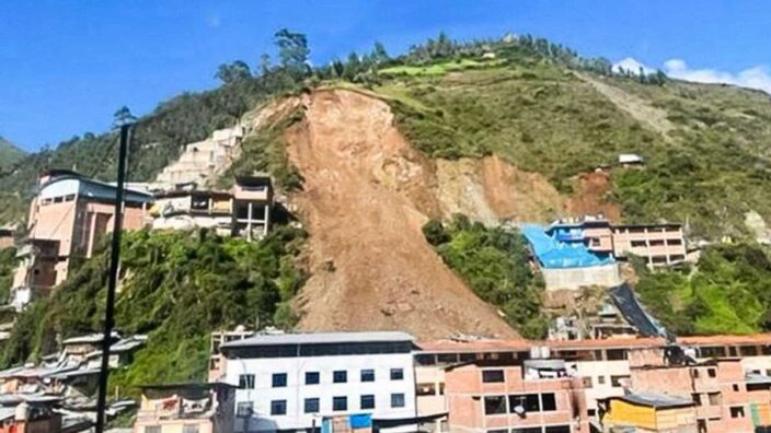 Derrumbe en Retamas, Parcoy, Pataz, La Libertad sepulta HOY a decenas ...