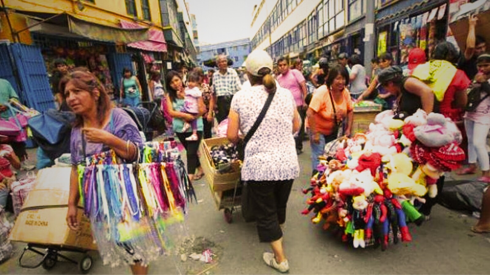 Negocios informales en Perú alcanzan su nivel más alto en ocho años ...