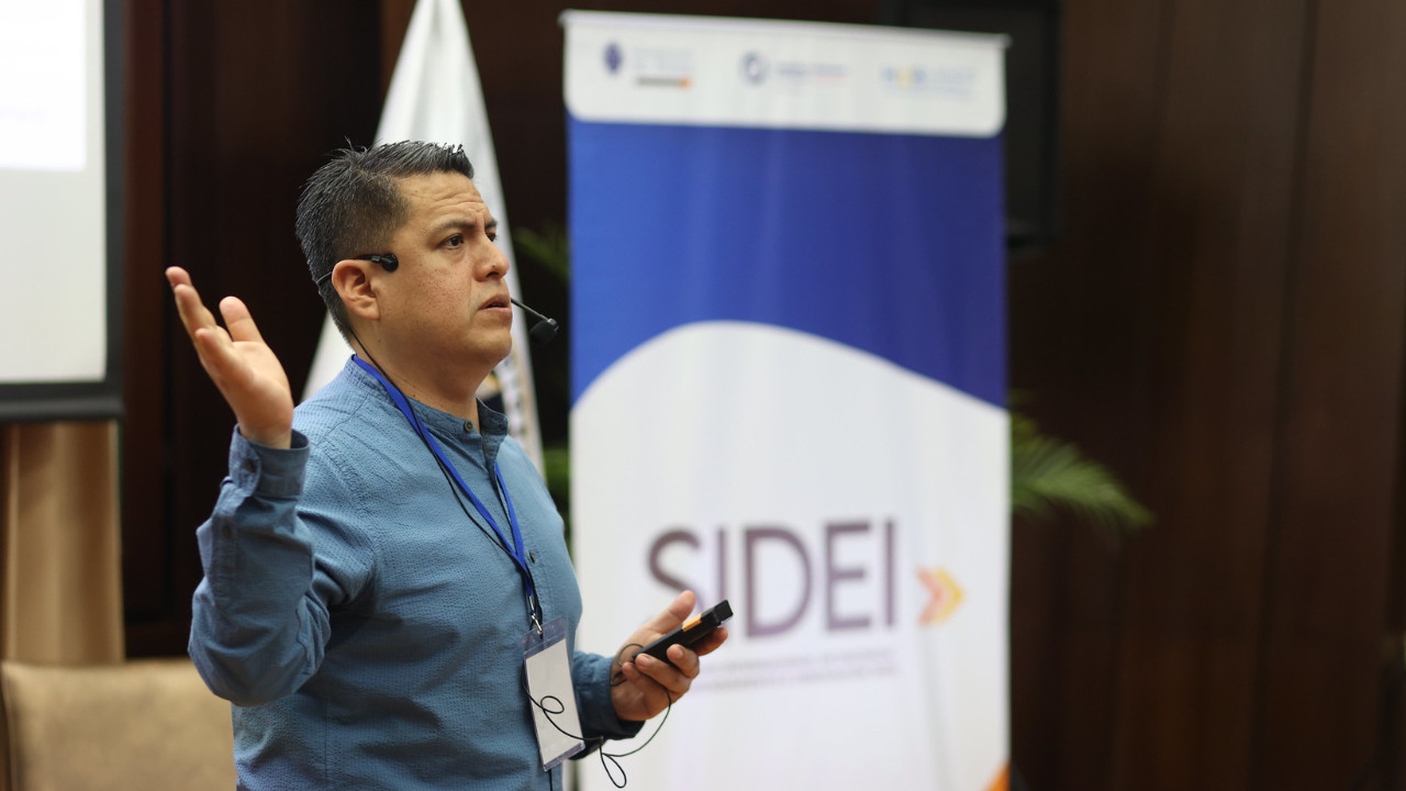 Víctor Lozano: La IA generativa